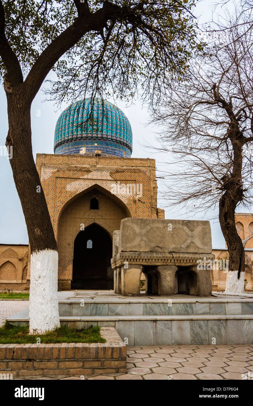 Bibi Khanum Mosque with huge marble Koran stand on foreground ...