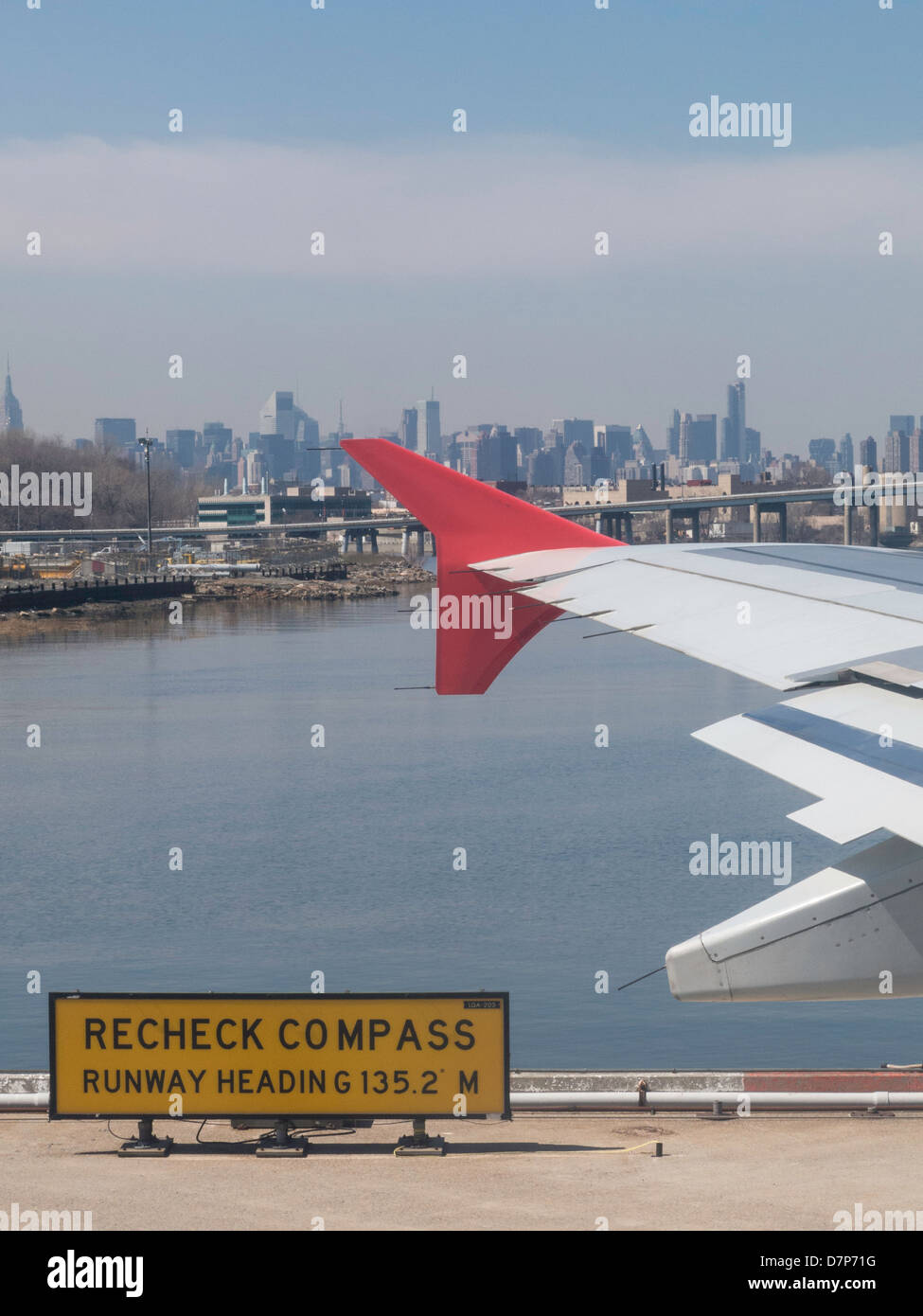 Multiple airplanes aircraft flying blue sky hi-res stock photography ...