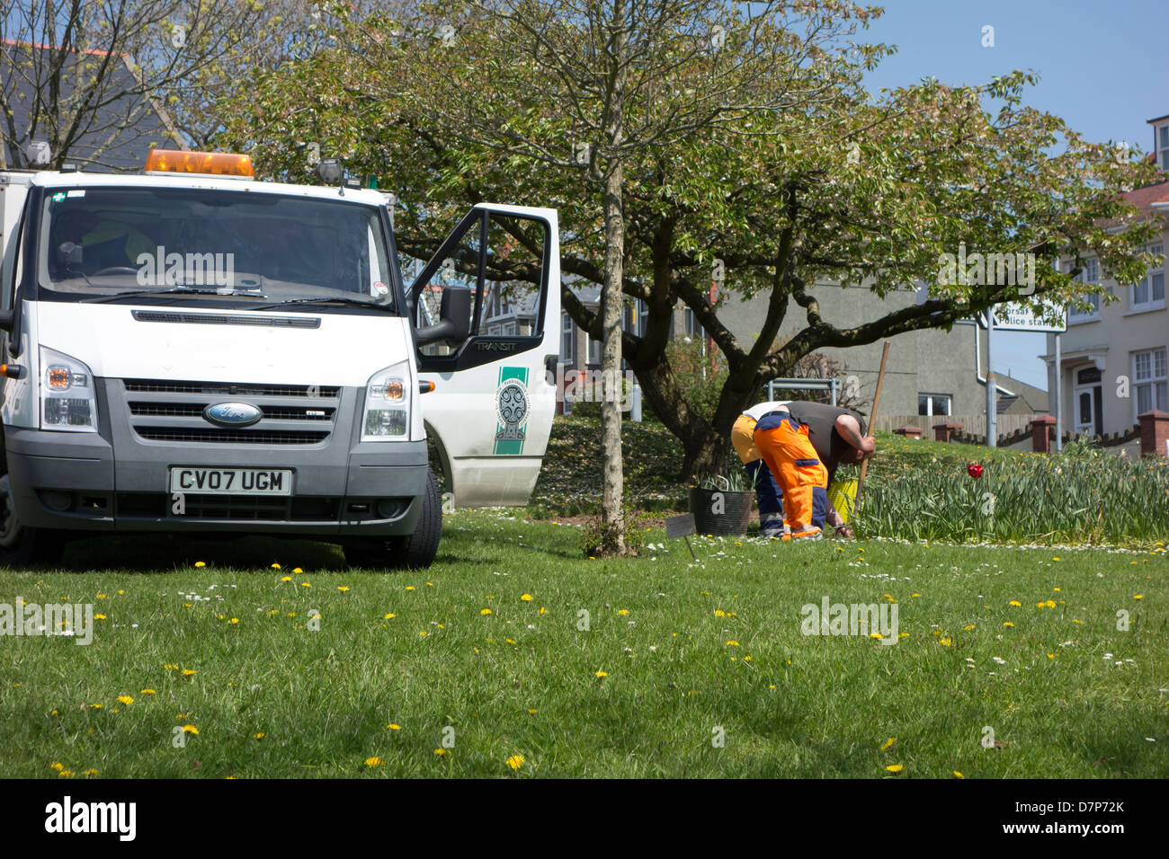 Council workers hi-res stock photography and images - Alamy