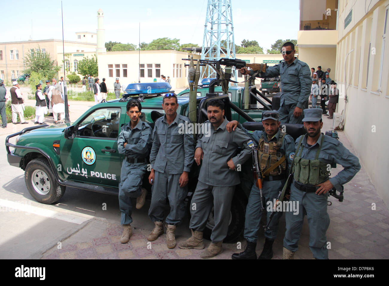 Afghan police hi-res stock photography and images - Alamy