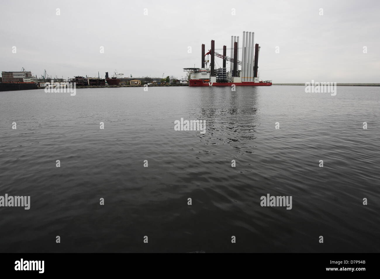 Gdynia, Poland. 12th May 2013. The MPI Discovery vessel sits at Gdynia ...