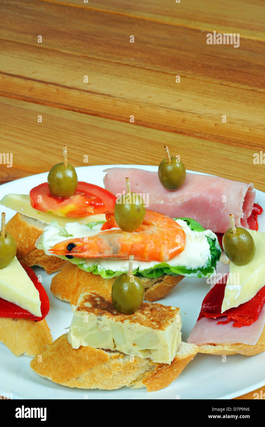 Spanish tapas pinchos hi-res stock photography and images - Alamy
