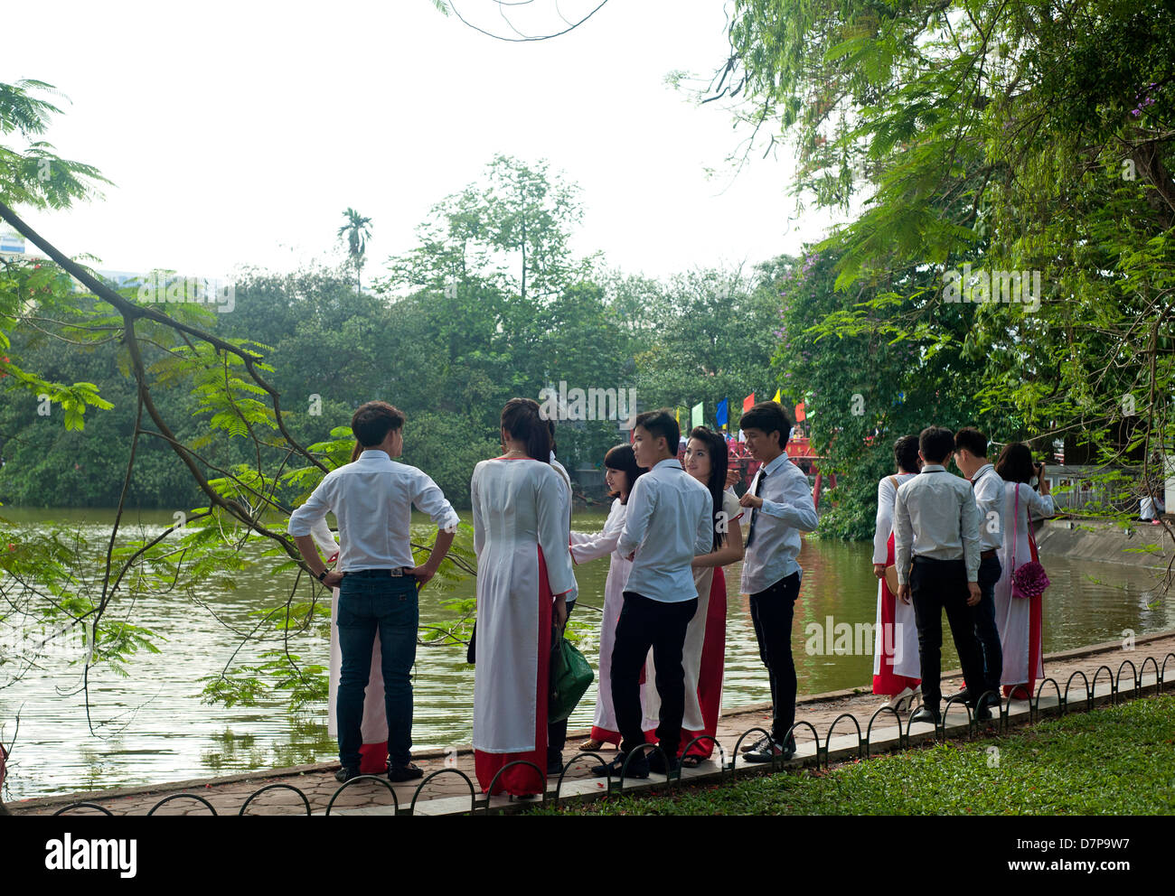 Hanoi, Vietnam - Students celebrating graduation day Stock Photo - Alamy