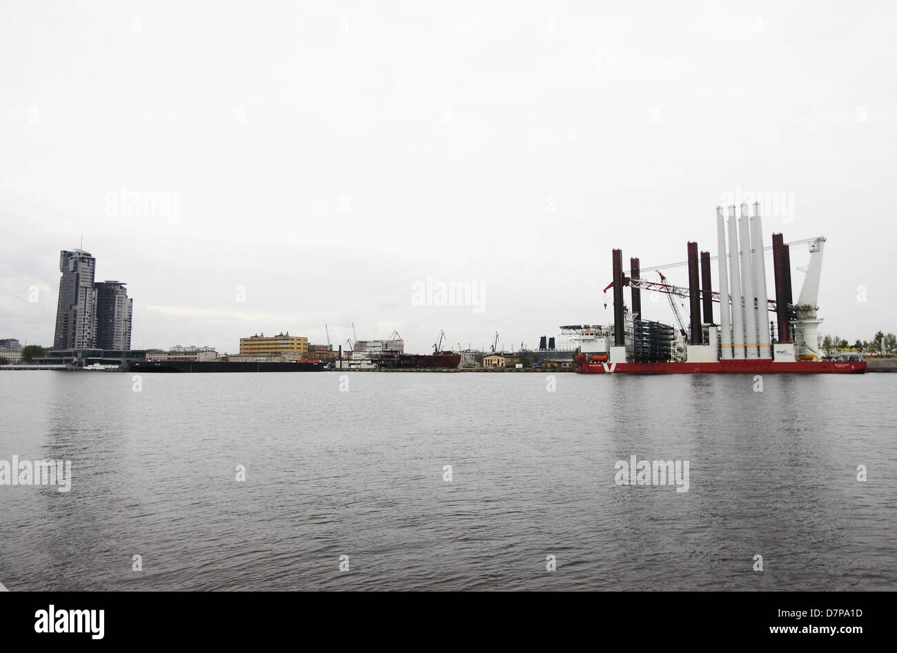 Gdynia, Poland. 12th May 2013. The MPI Discovery vessel sits at Gdynia ...