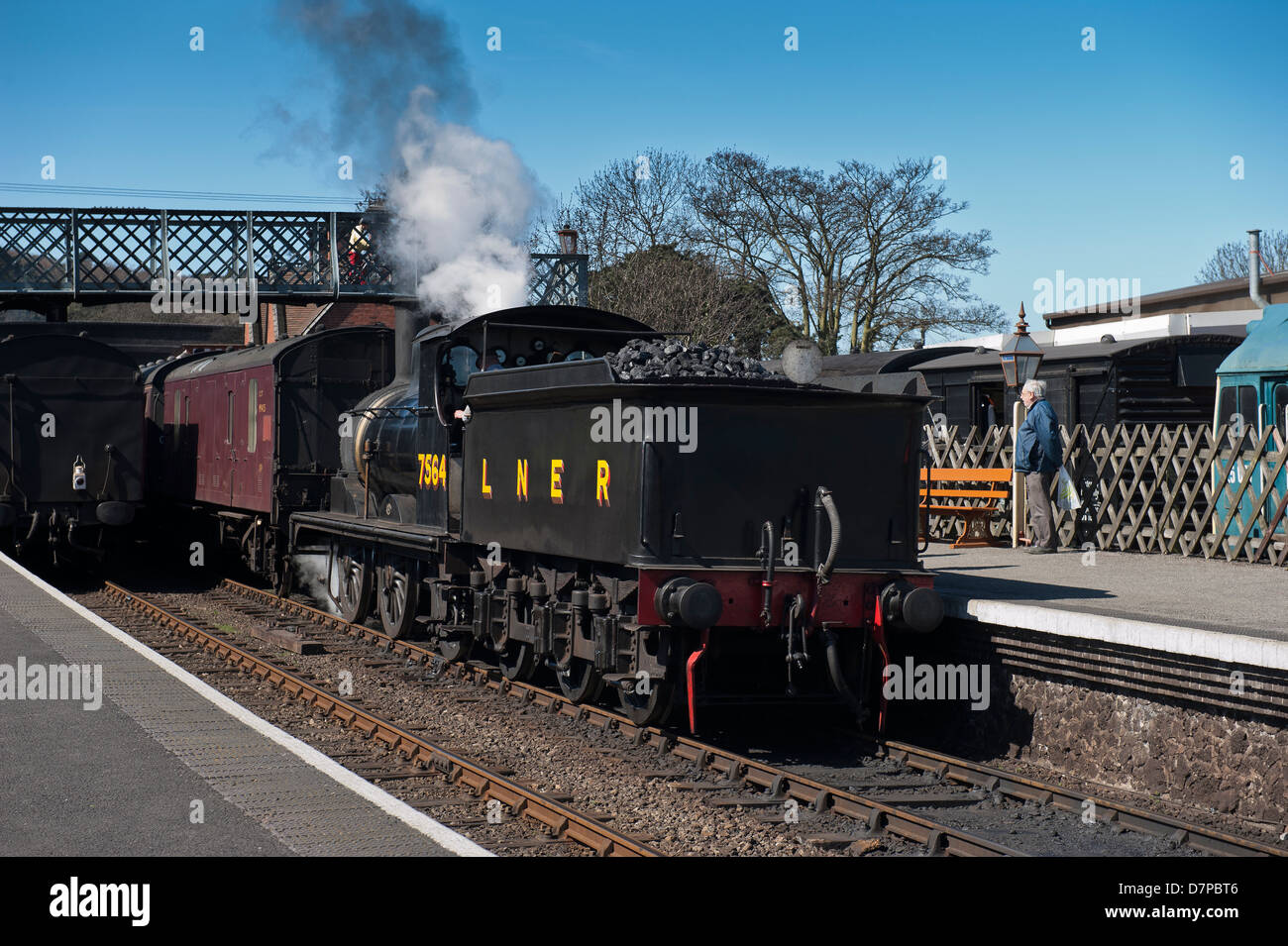 Wheeled steam engine hi-res stock photography and images - Alamy