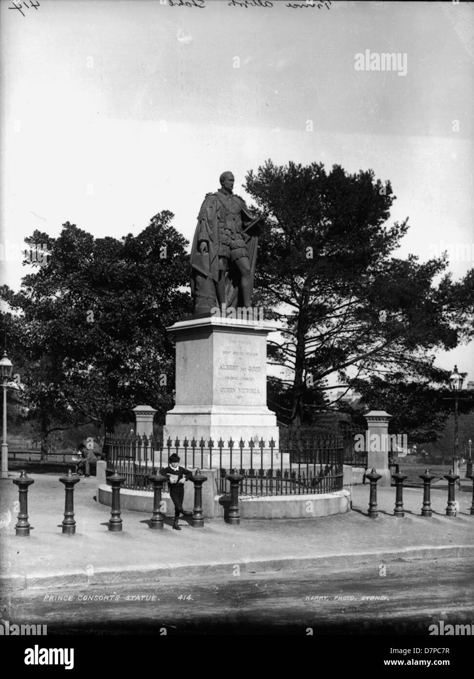 Historic statue collection hi-res stock photography and images - Alamy