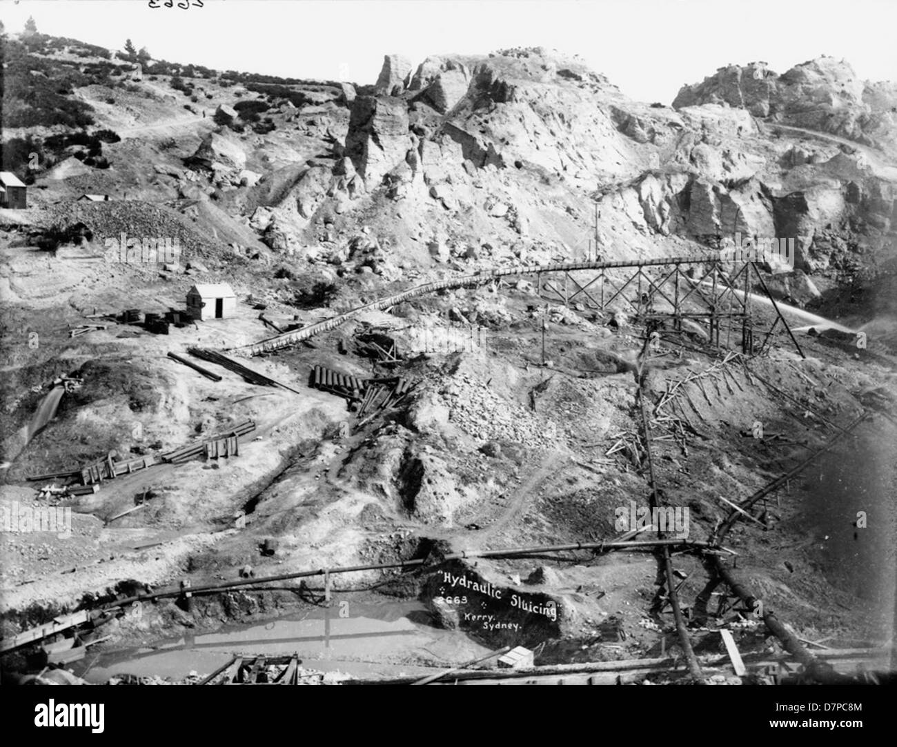 Hydraulic sluicing hi-res stock photography and images - Alamy