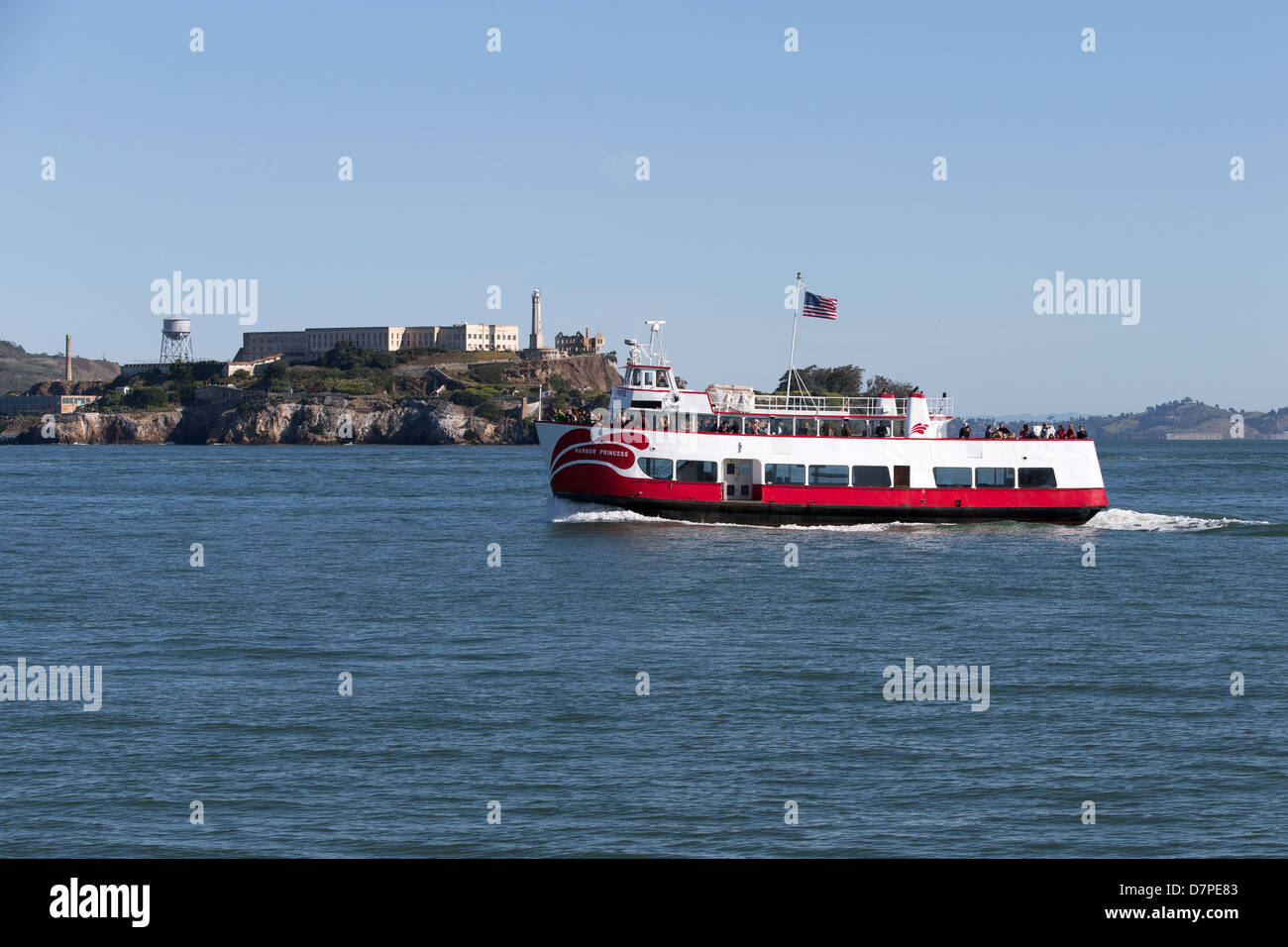 Red and White Fleet's ship Harbor Princess with Alcatraz island in the ...