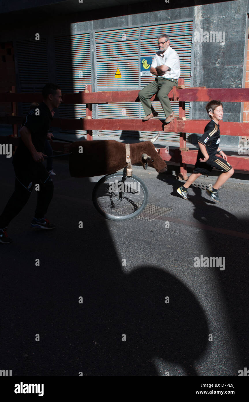 Fake bull hi-res stock photography and images - Alamy