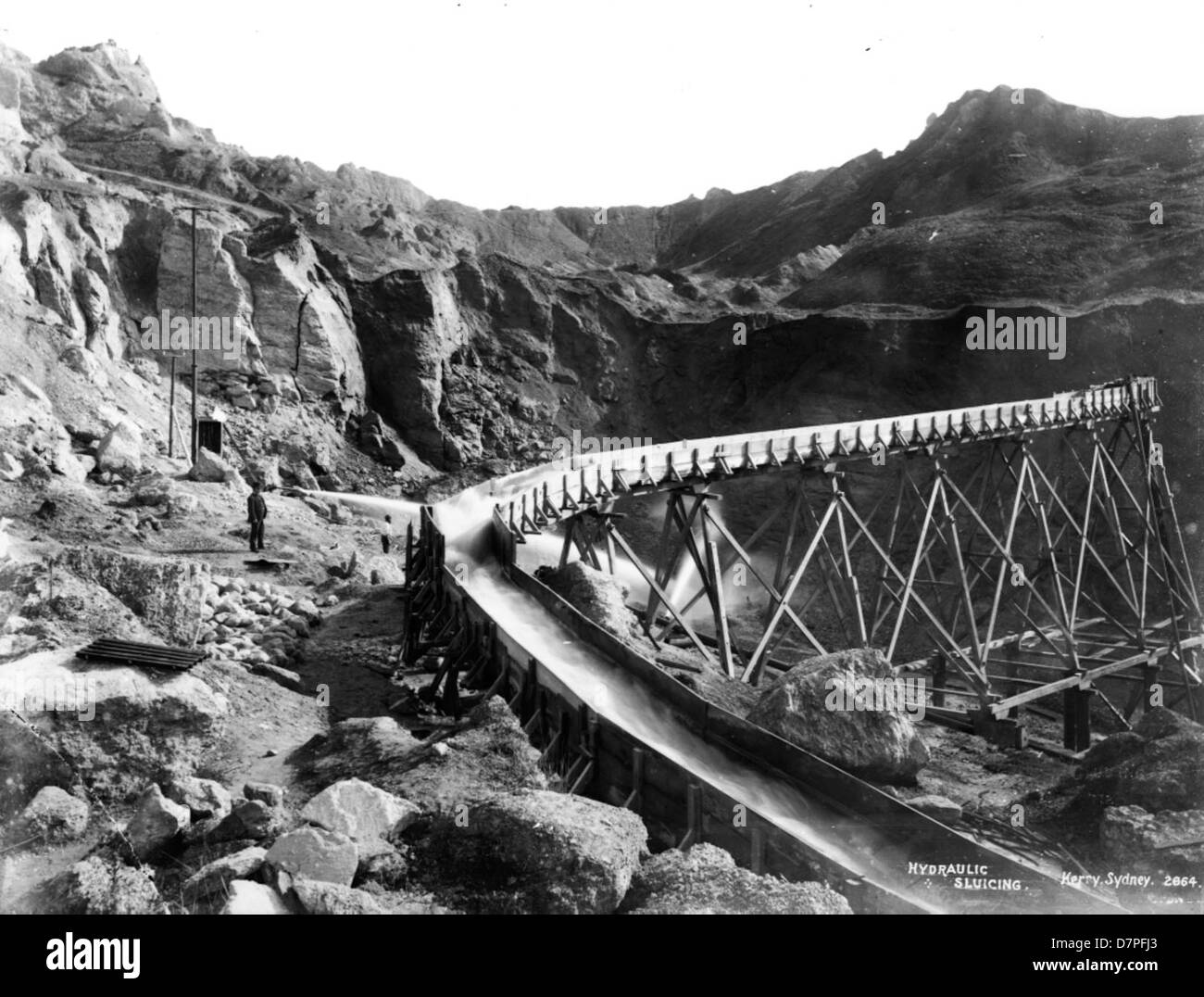 Hydraulic sluicing hi-res stock photography and images - Alamy