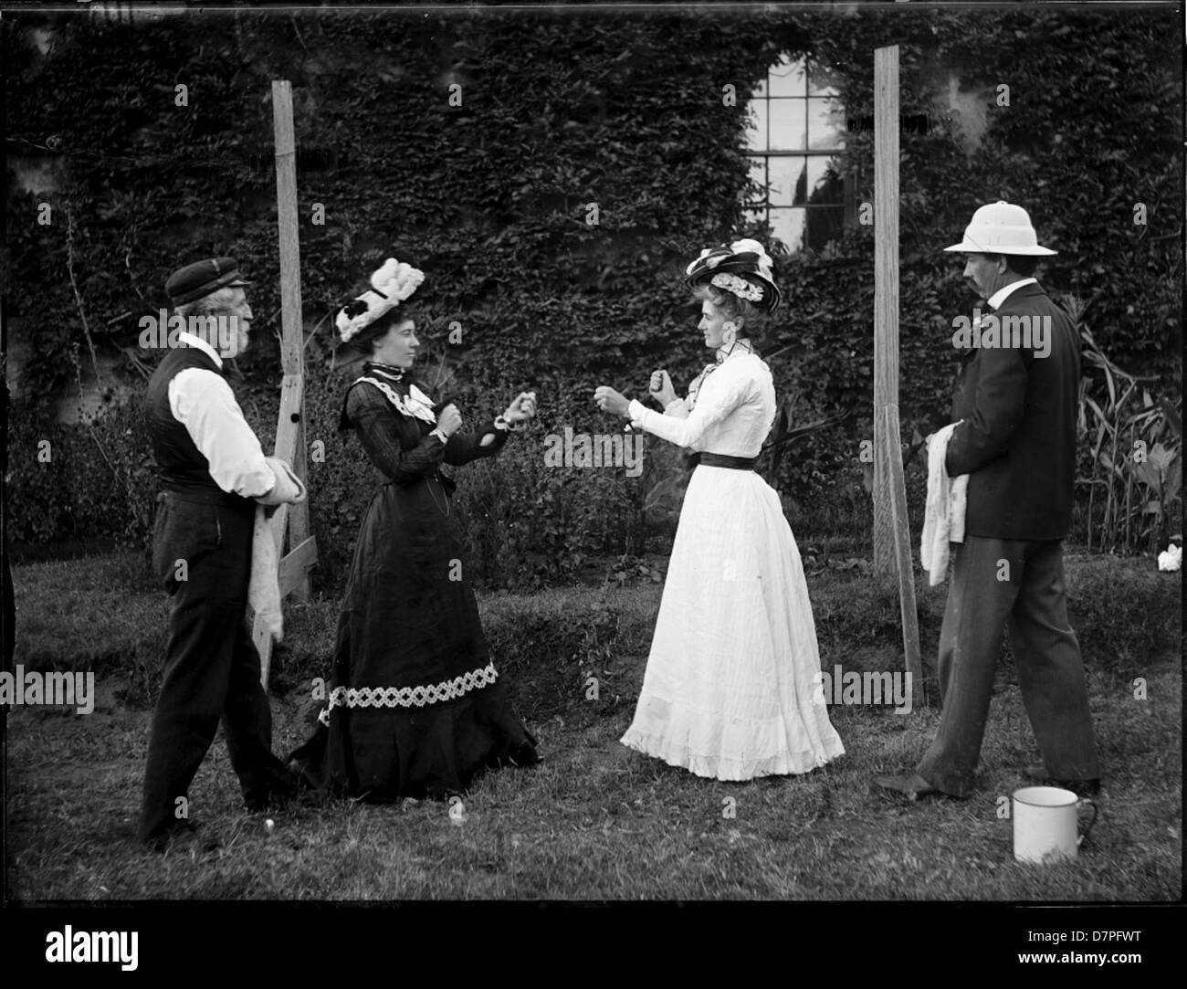 Historical female boxing hi-res stock photography and images - Alamy