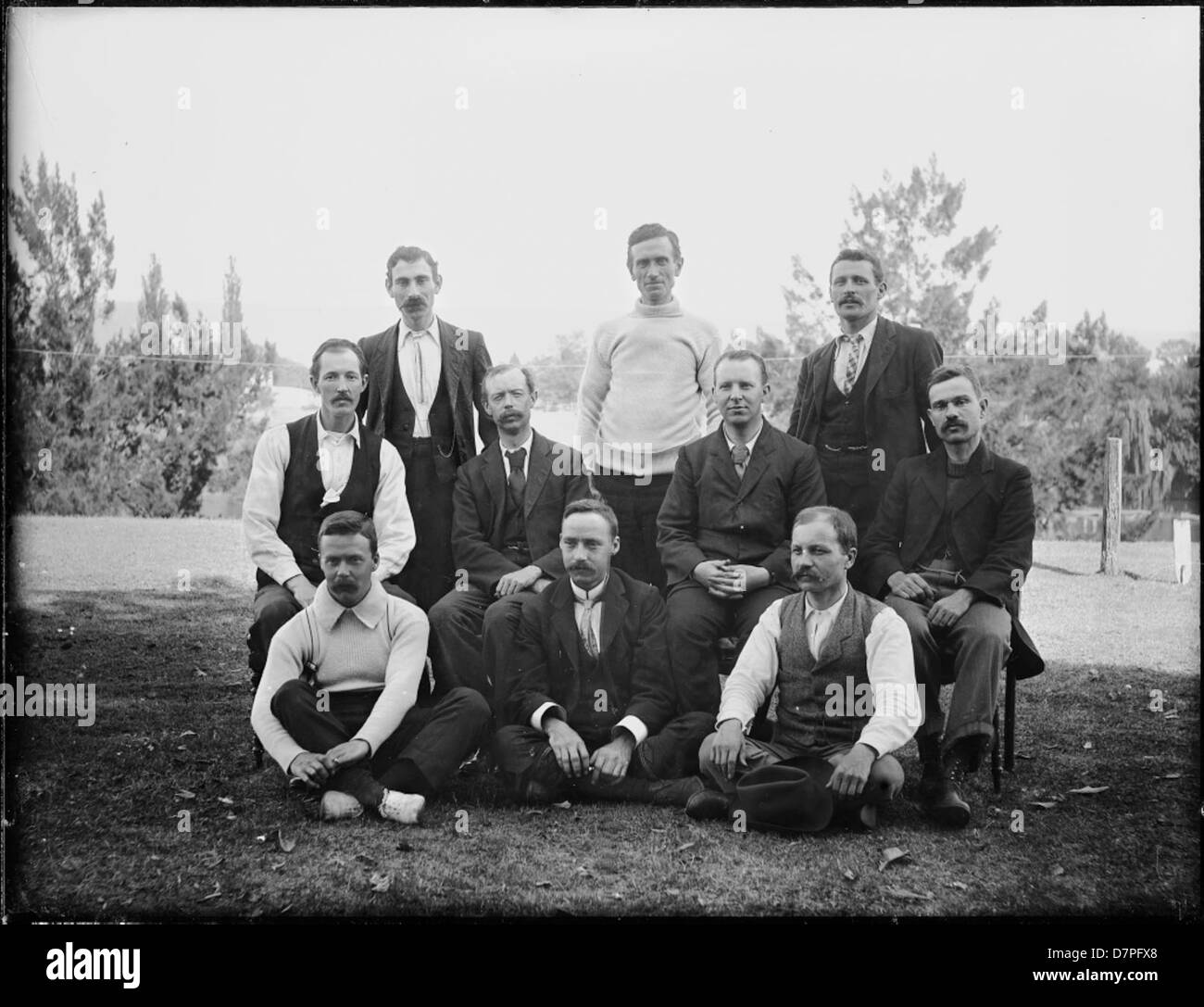 Ten Men High Resolution Stock Photography and Images - Alamy