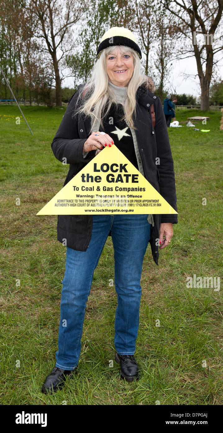 a cuadrilla plumpton frack off anti protest shale gas extraction ...