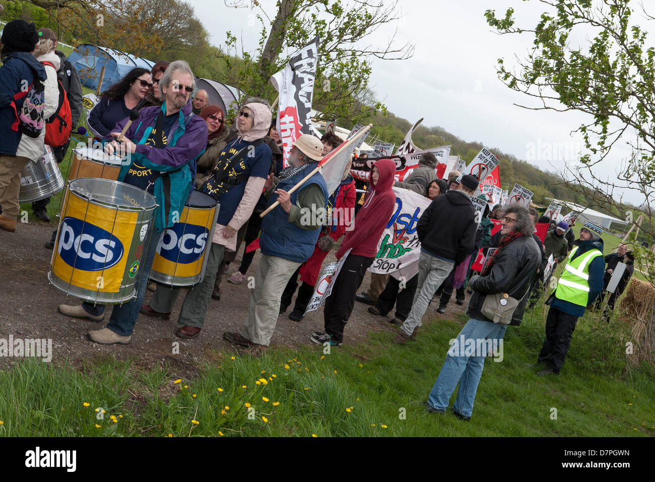 a cuadrilla plumpton frack off anti protest shale gas extraction ...