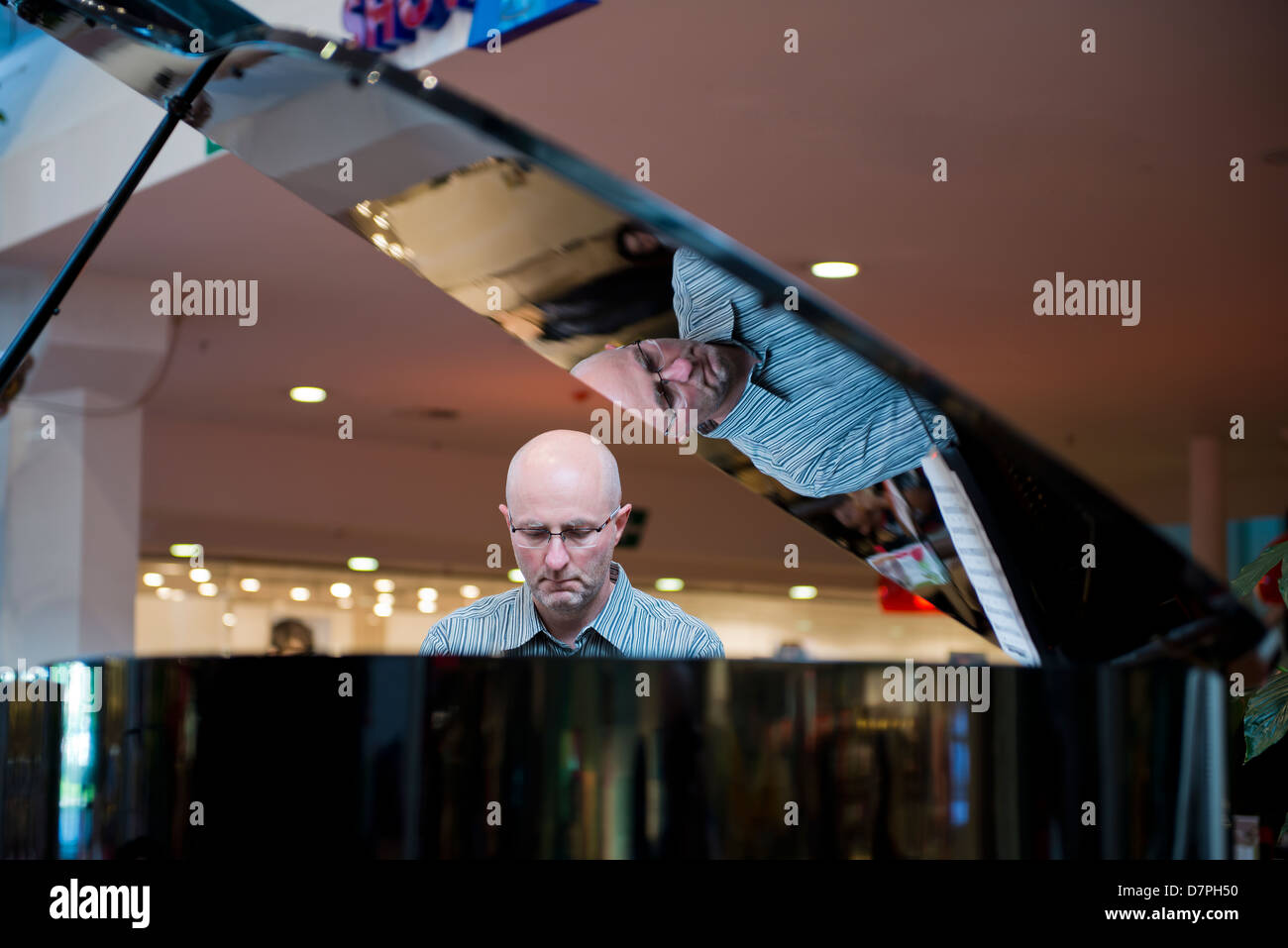 Jam session hi-res stock photography and images - Alamy