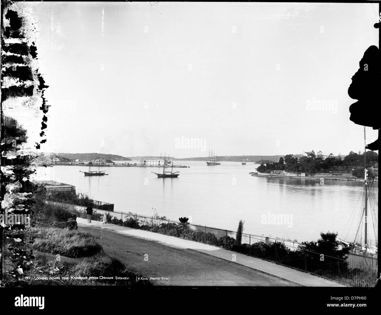 Naval ships garden island hi-res stock photography and images - Alamy
