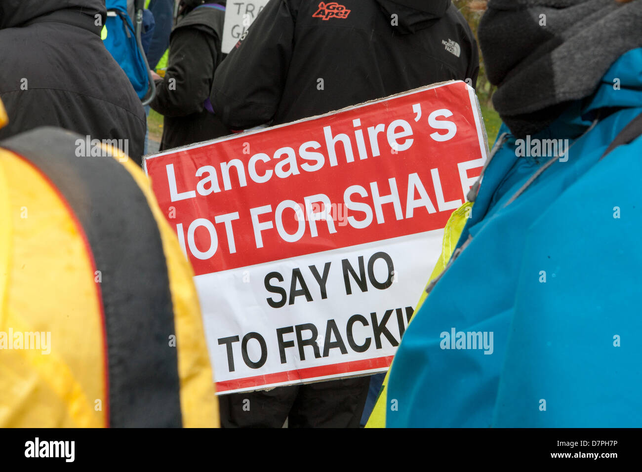 a cuadrilla plumpton frack off anti protest shale gas extraction ...