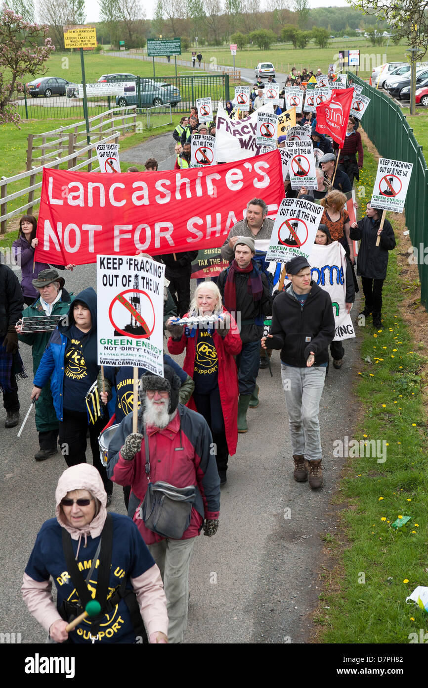 a cuadrilla plumpton frack off anti protest shale gas extraction ...