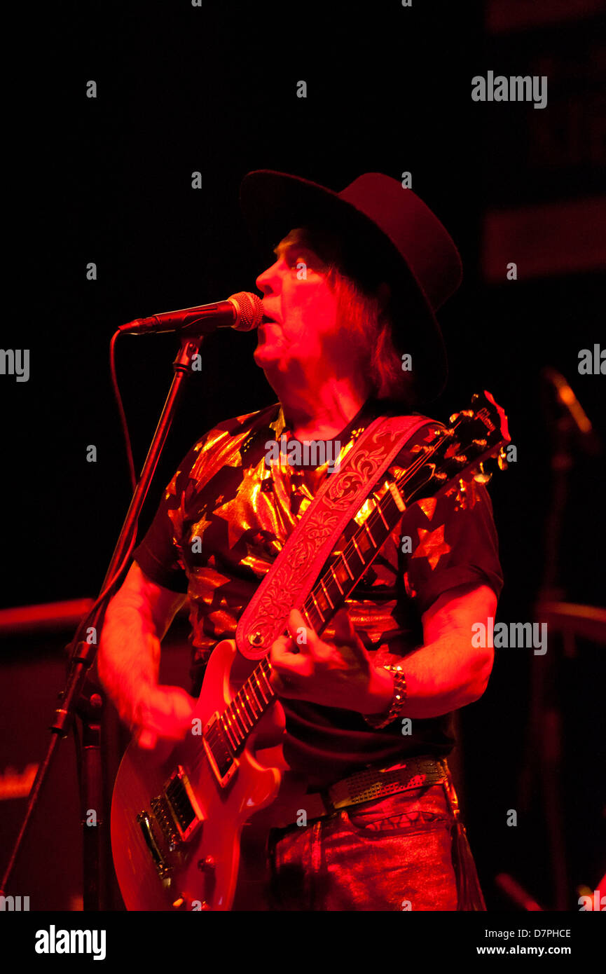 Rockstar (2011) hi-res stock photography and images - Alamy