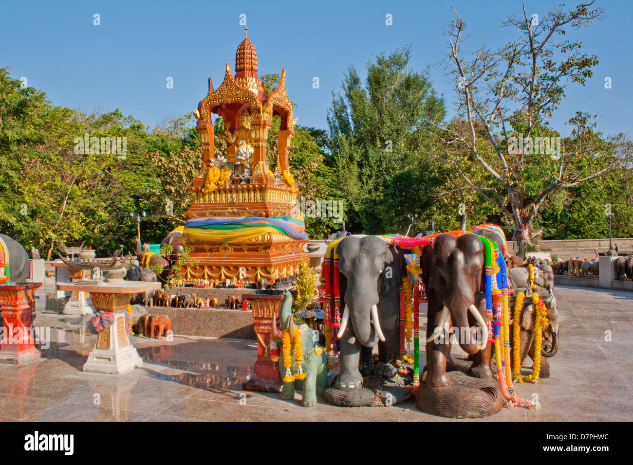 Puket thailand hi-res stock photography and images - Alamy