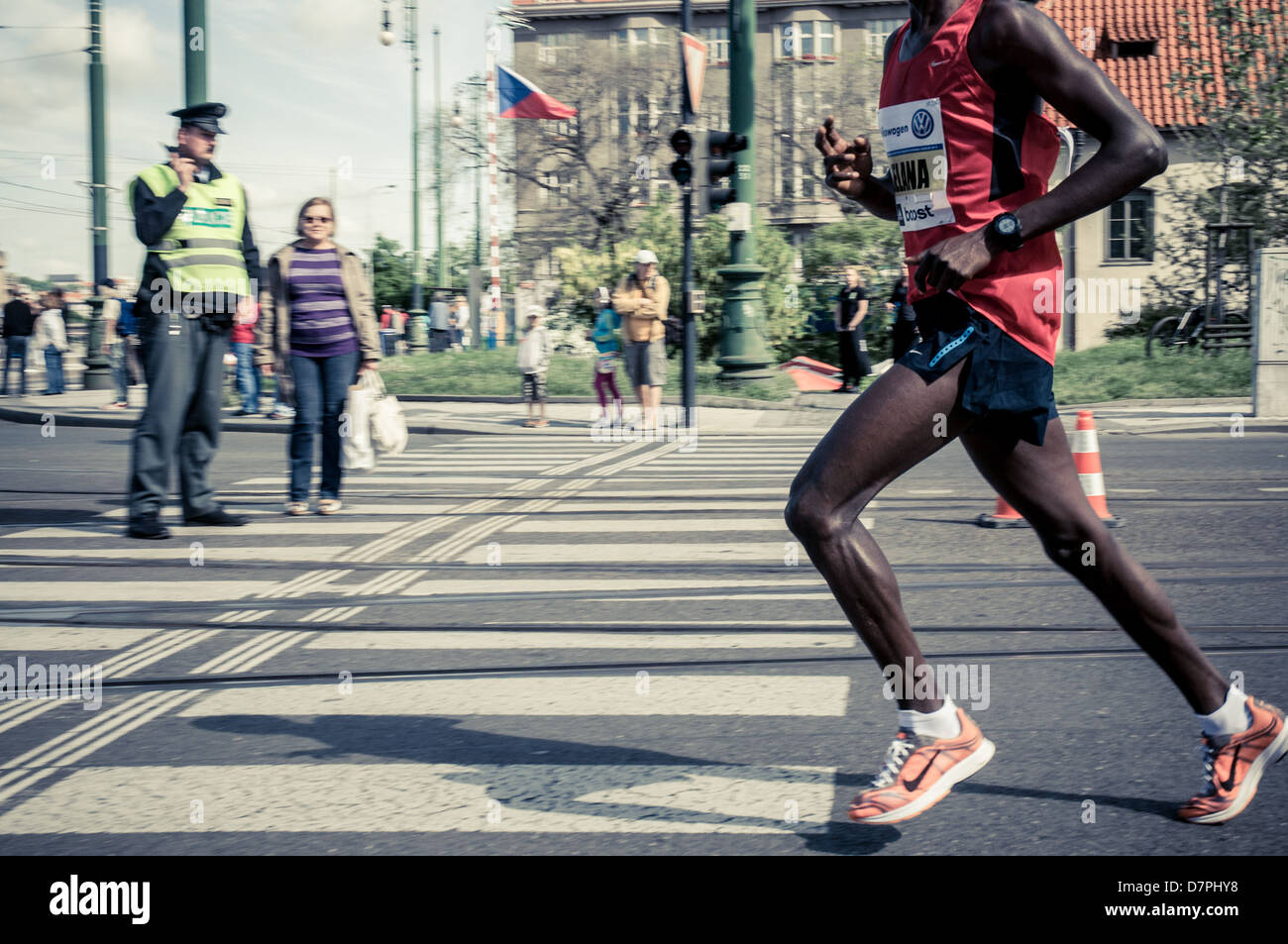 Marathon runners during Prague International Marathon Stock Photo - Alamy