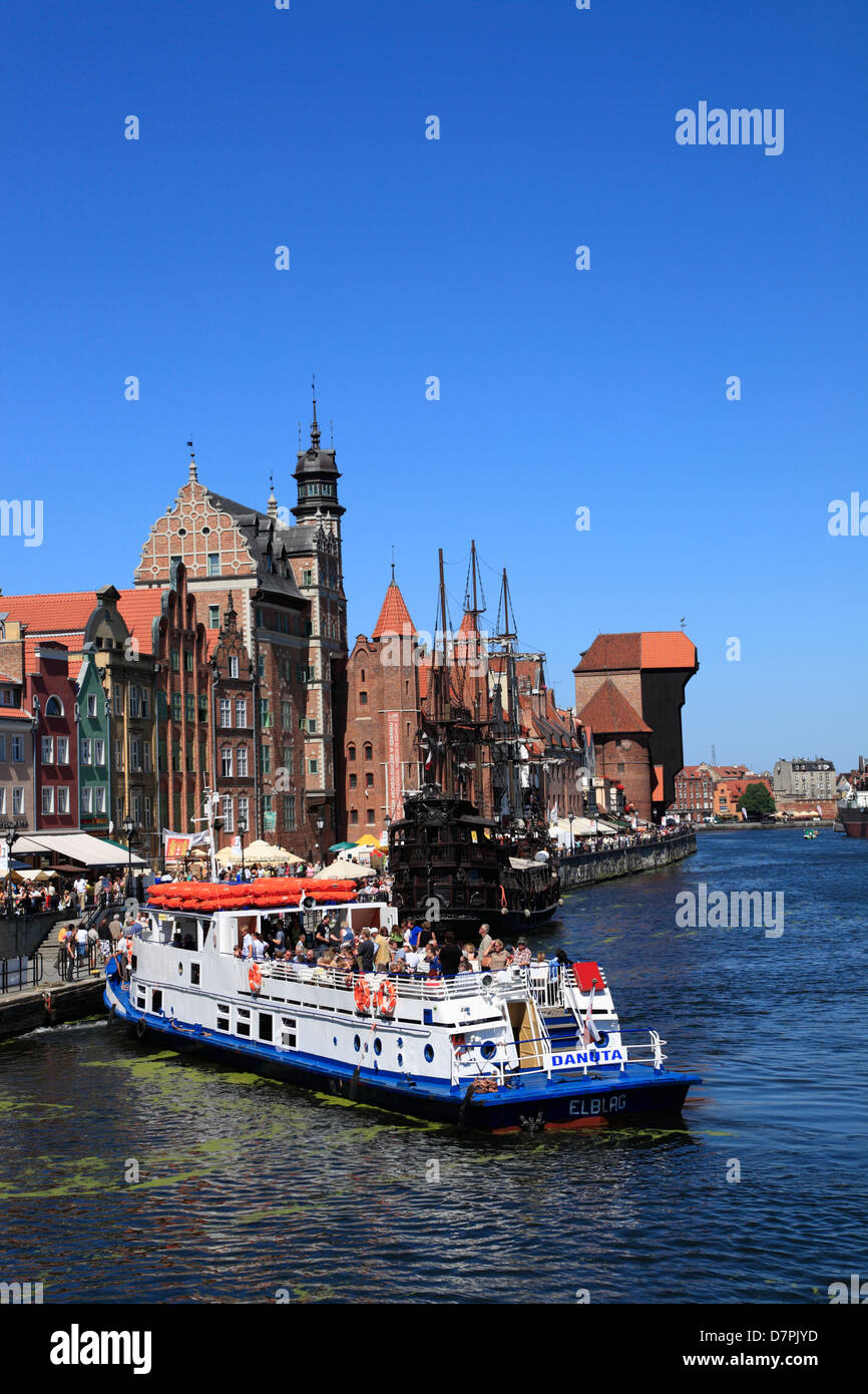 Tourists on the motlawa hi-res stock photography and images - Alamy