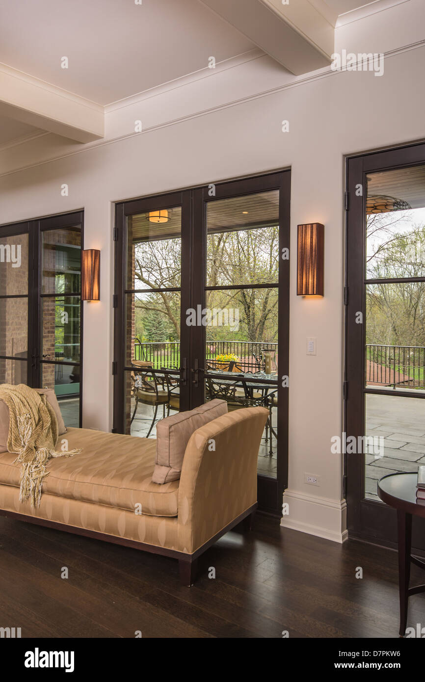 Modern Italian interior home Stock Photo - Alamy