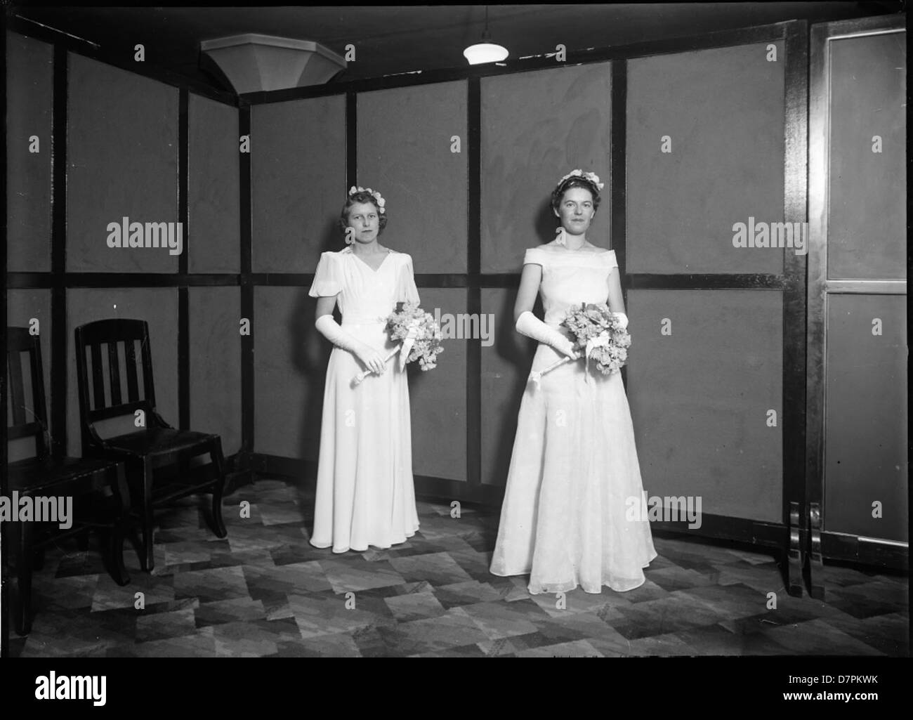 Debutantes 1900s Black and White Stock Photos & Images - Alamy
