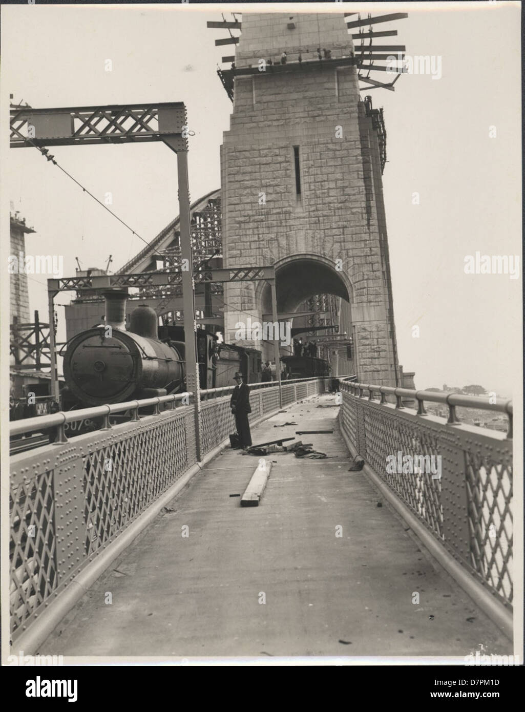 This historic photograph shows the construction of the Sydney Harbour ...