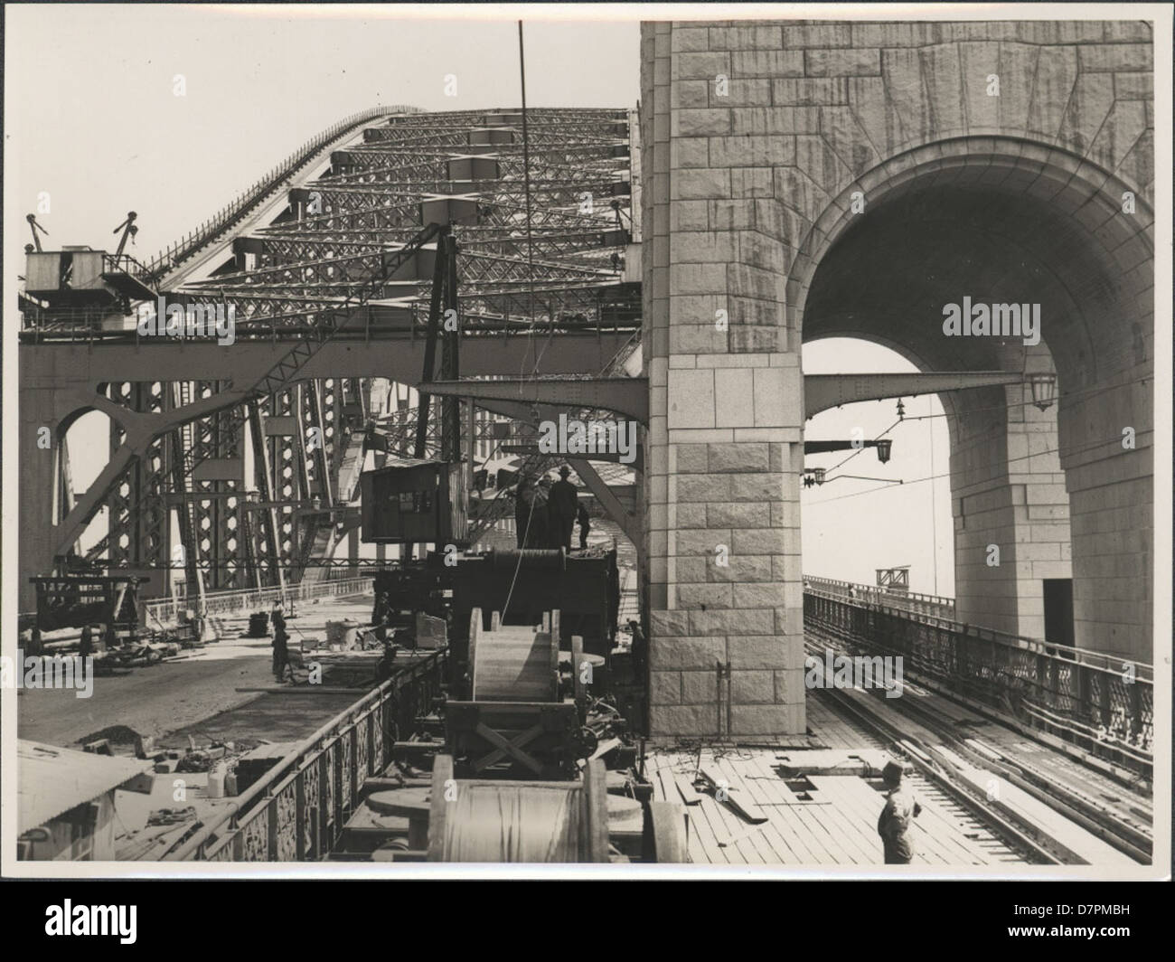 The Sydney Harbour Bridge construction began in 1923 and was completed ...