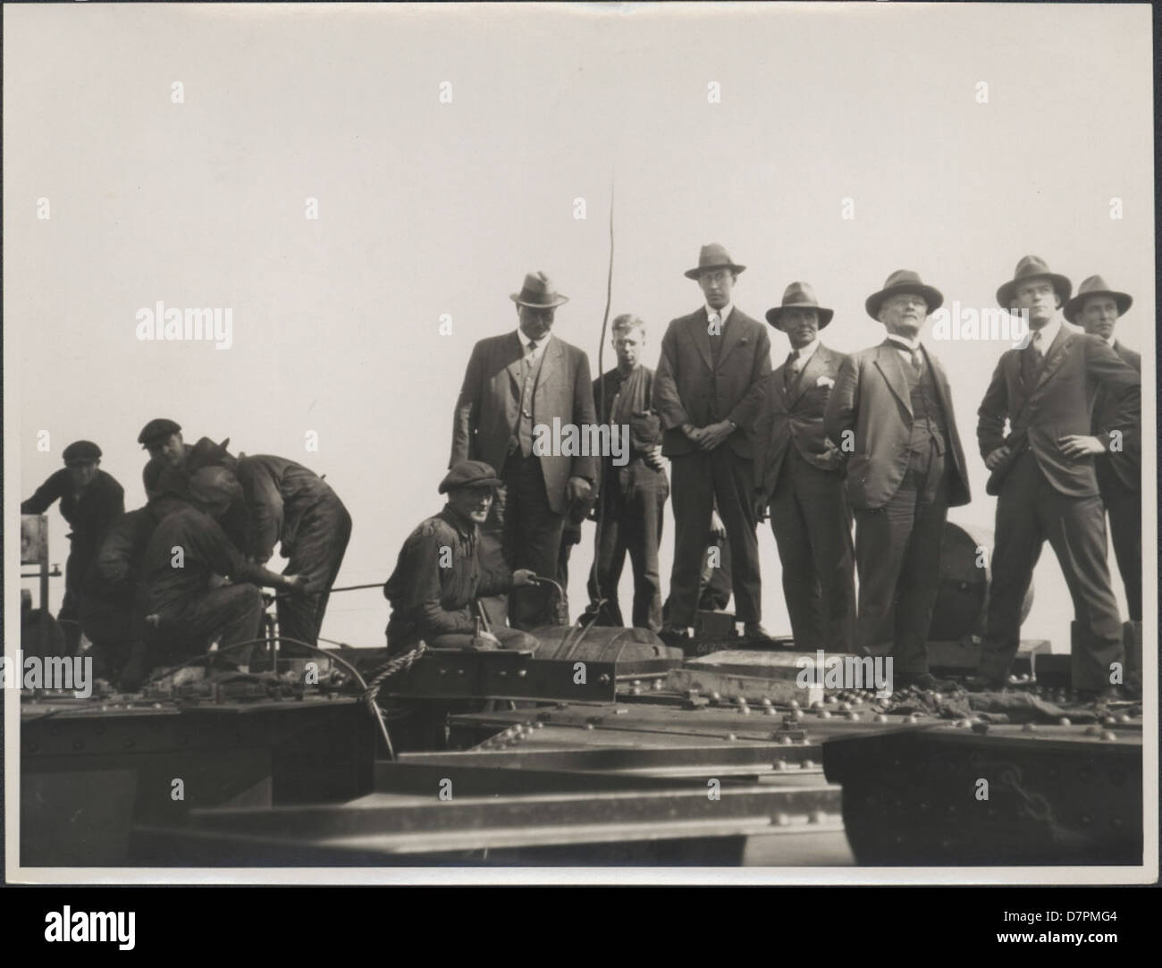 Construction workers building new bridge hi-res stock photography and ...