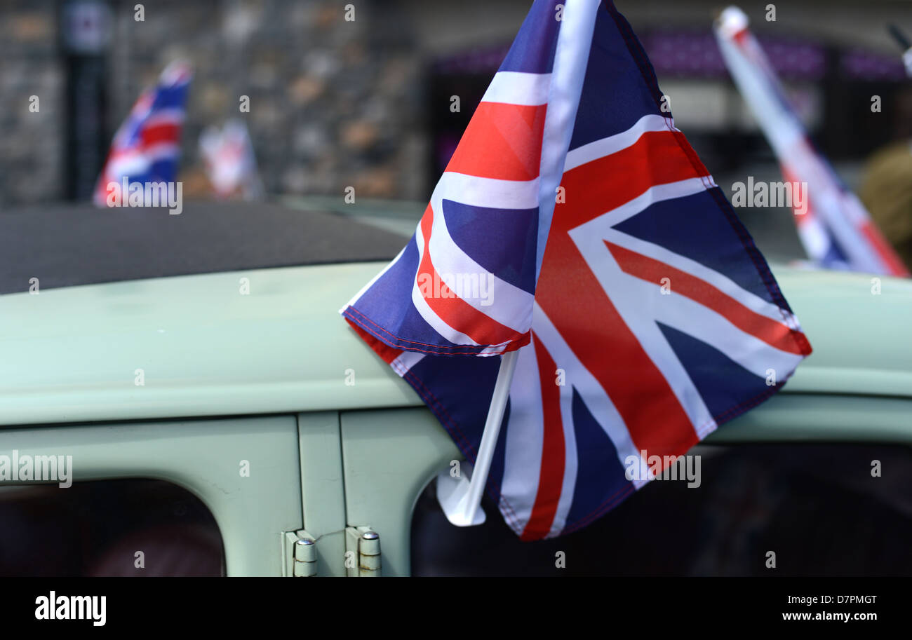Car flags hi-res stock photography and images - Alamy