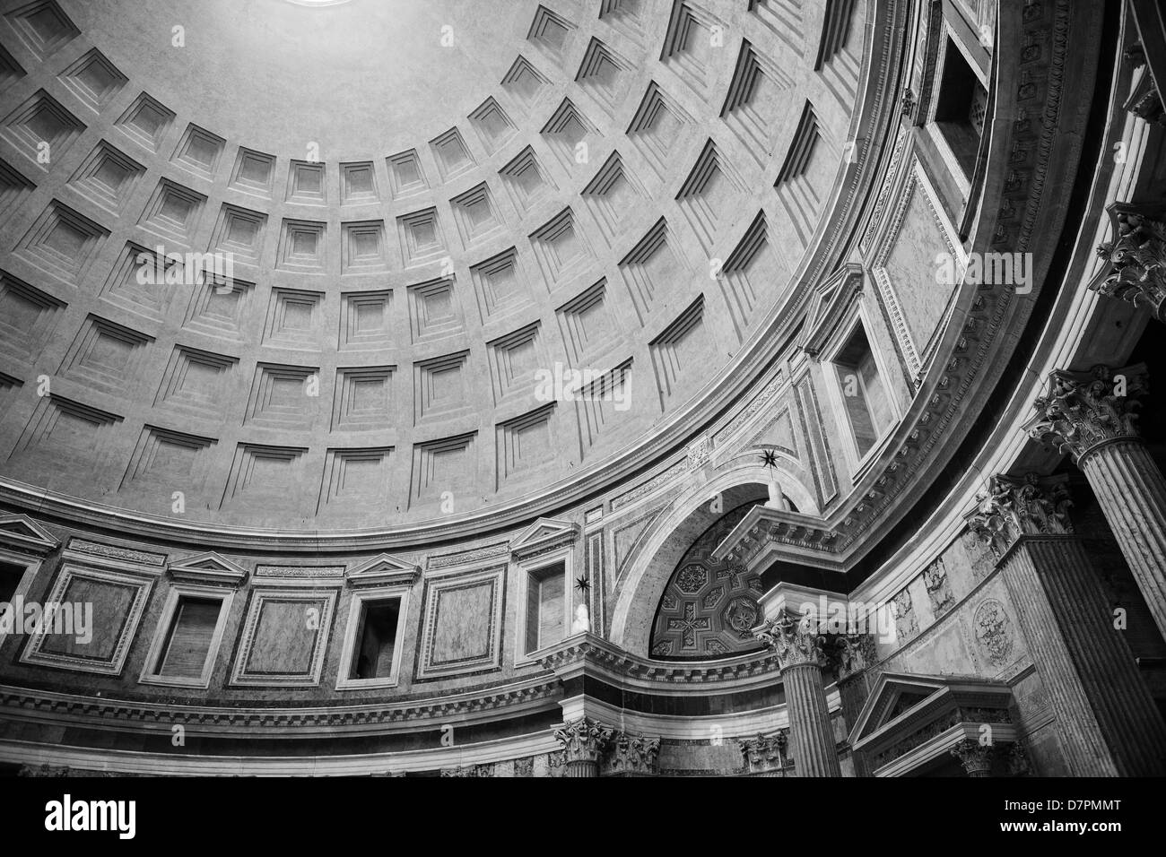 Rome pantheon dome Black and White Stock Photos & Images - Alamy