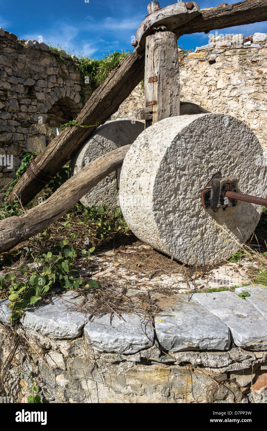 Olive oil press in oil hi-res stock photography and images - Alamy