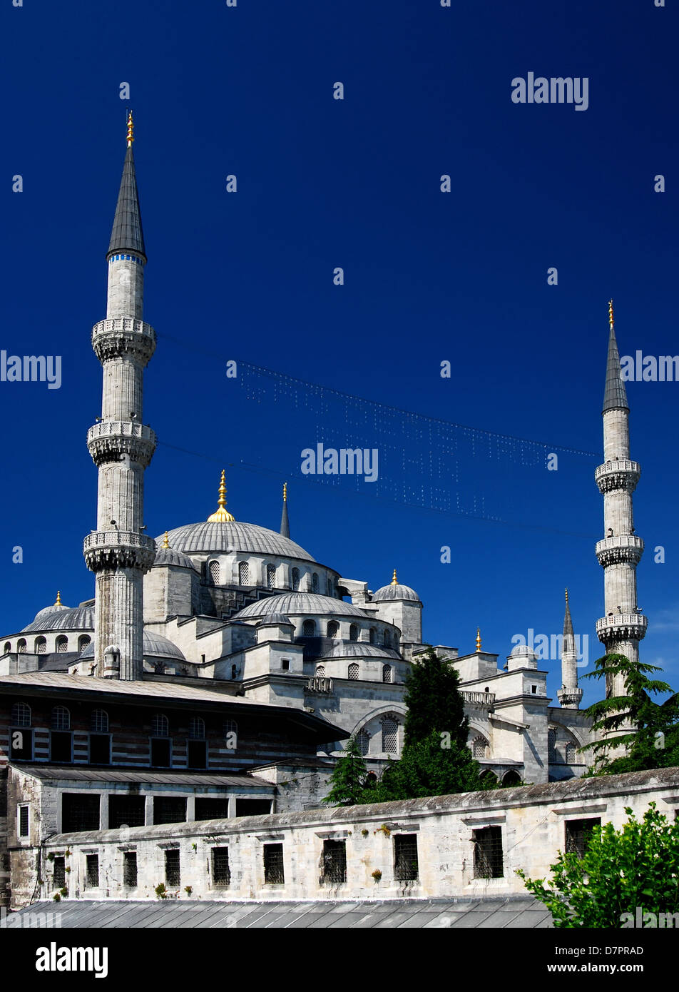 Sultan Ahmed Mosque is the national mosque, and is a historical mosque ...