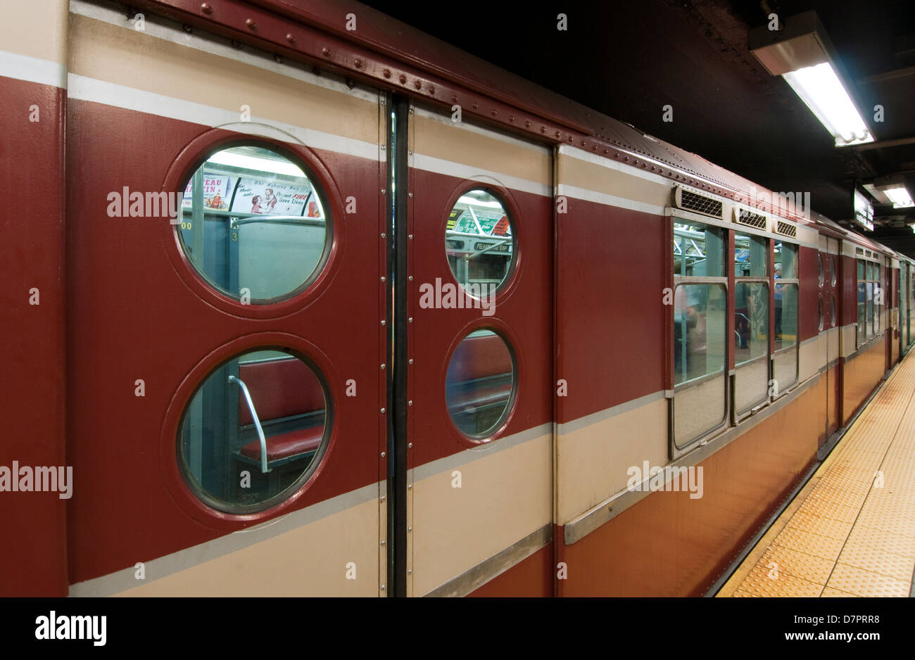 Vintage 1940's/1950's subway car operating at Grand Central Terminal's ...