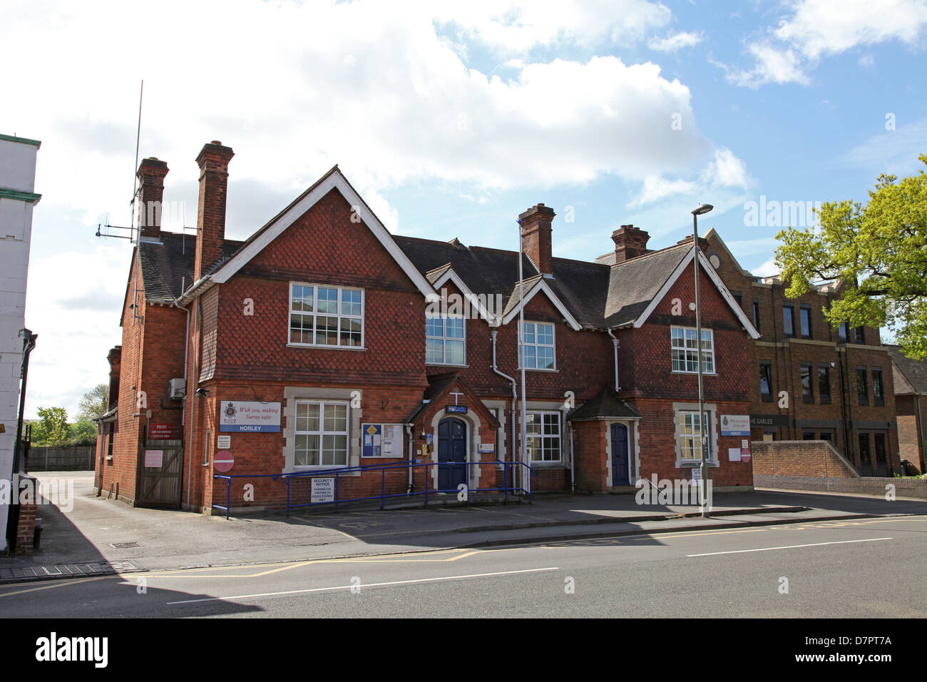 Horley surrey hi-res stock photography and images - Alamy