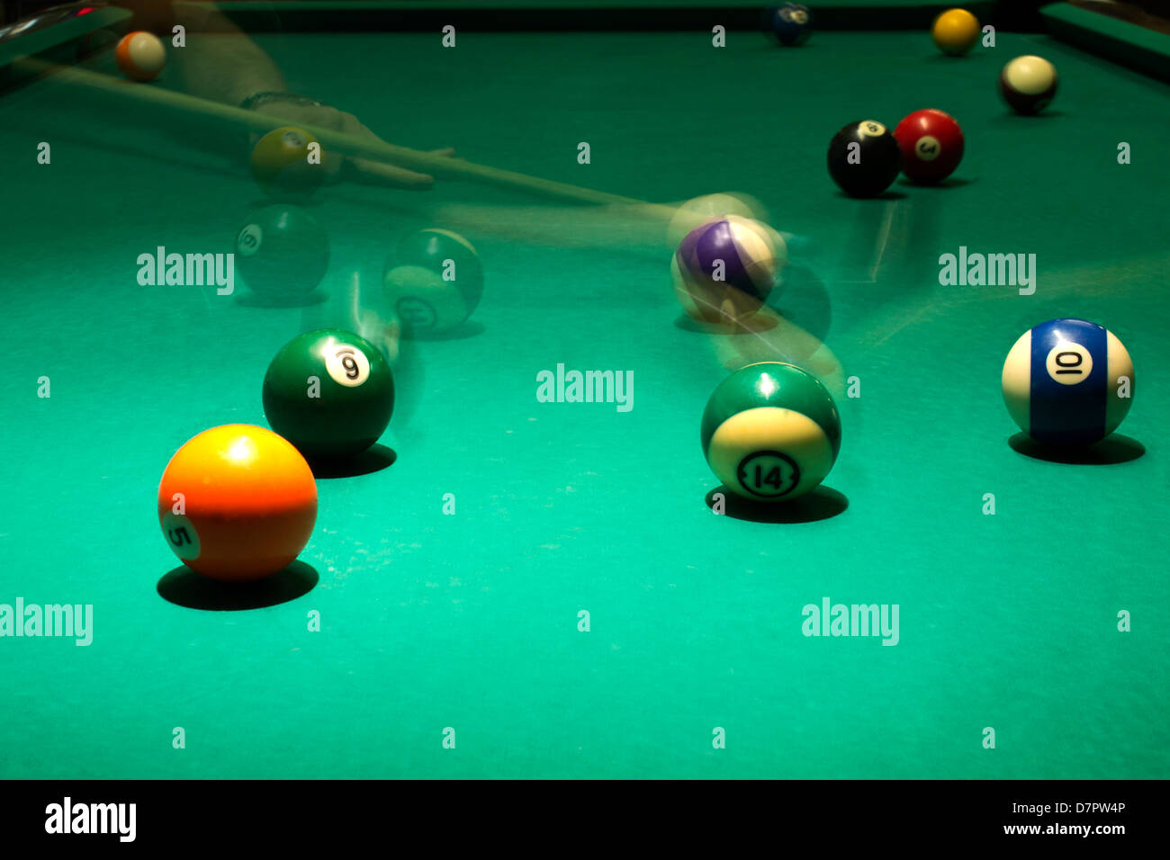 Billiard balls hi-res stock photography and images - Alamy