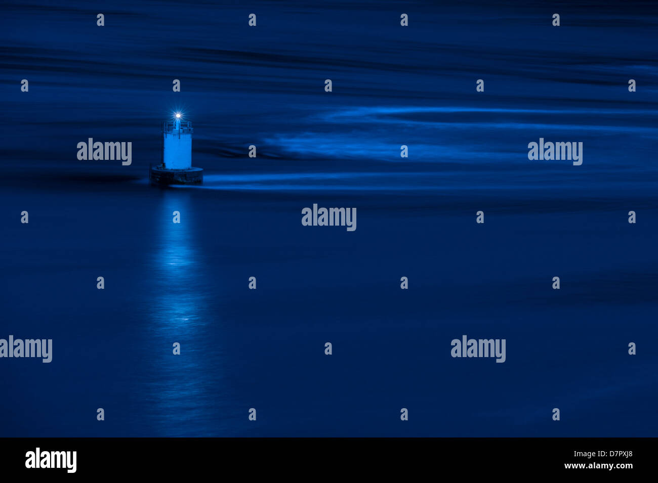 Channel markers hi-res stock photography and images - Alamy