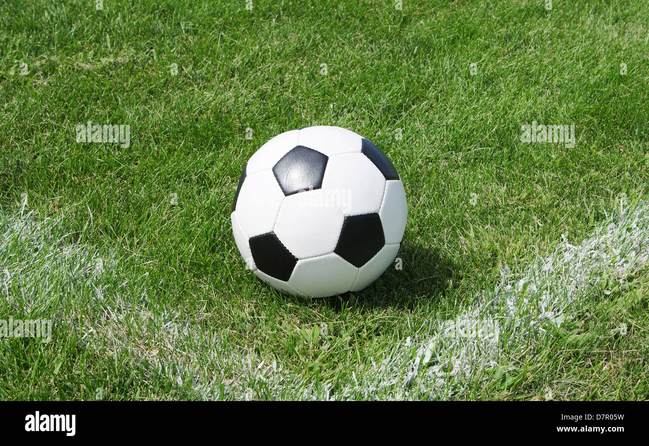 Classic football match hi-res stock photography and images - Alamy