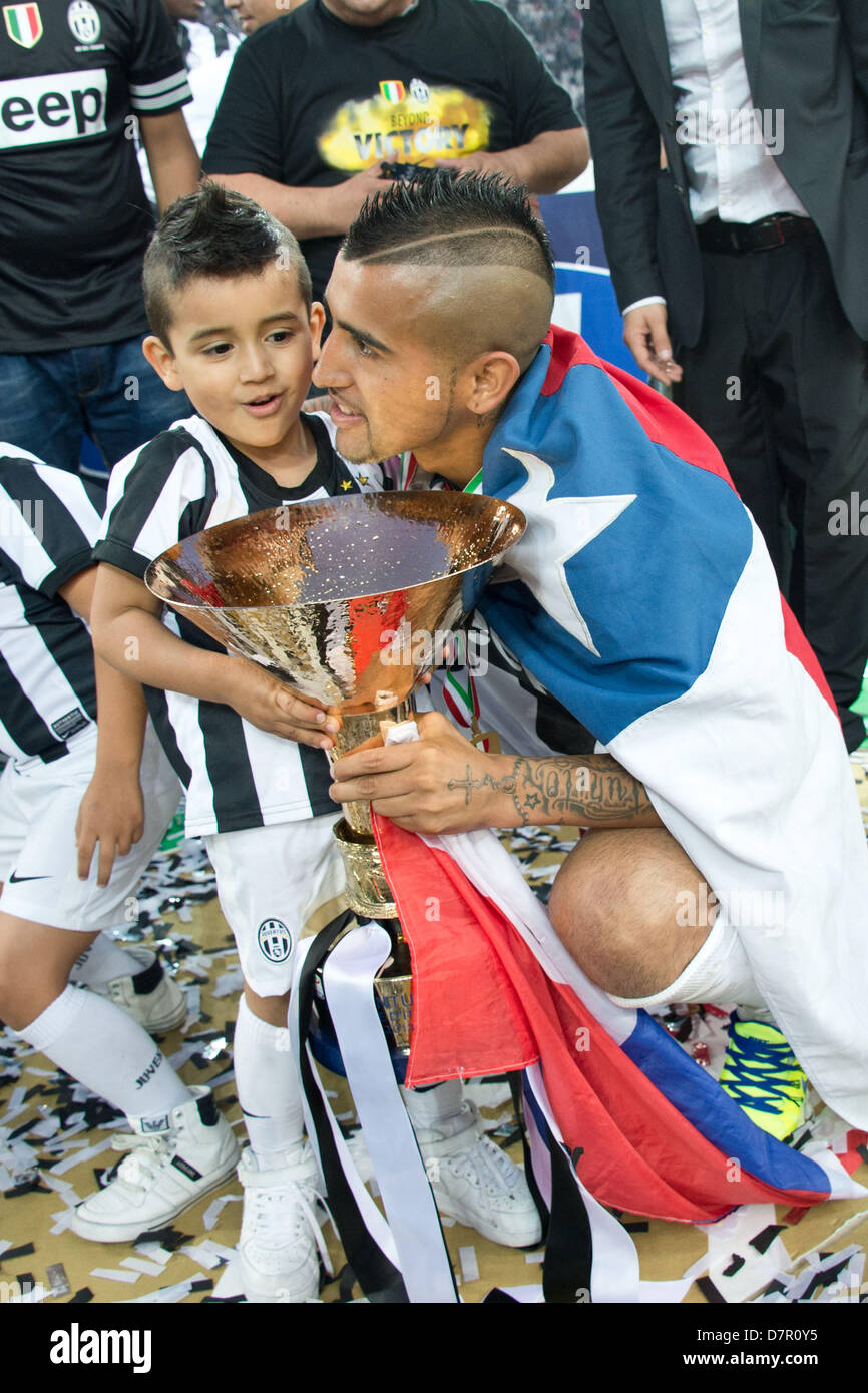 Arturo vidal juventus title hi-res stock photography and images - Alamy