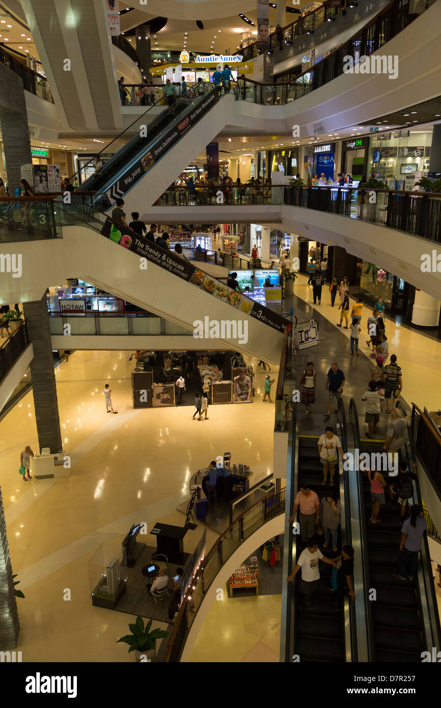 Anne Mall's Instagram, Twitter & Facebook on IDCrawl