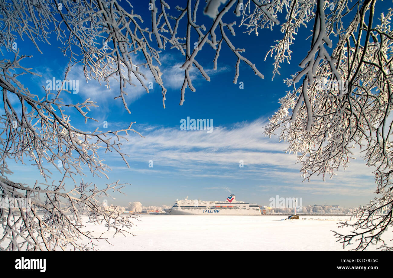 Old riga evening winter hi-res stock photography and images - Alamy