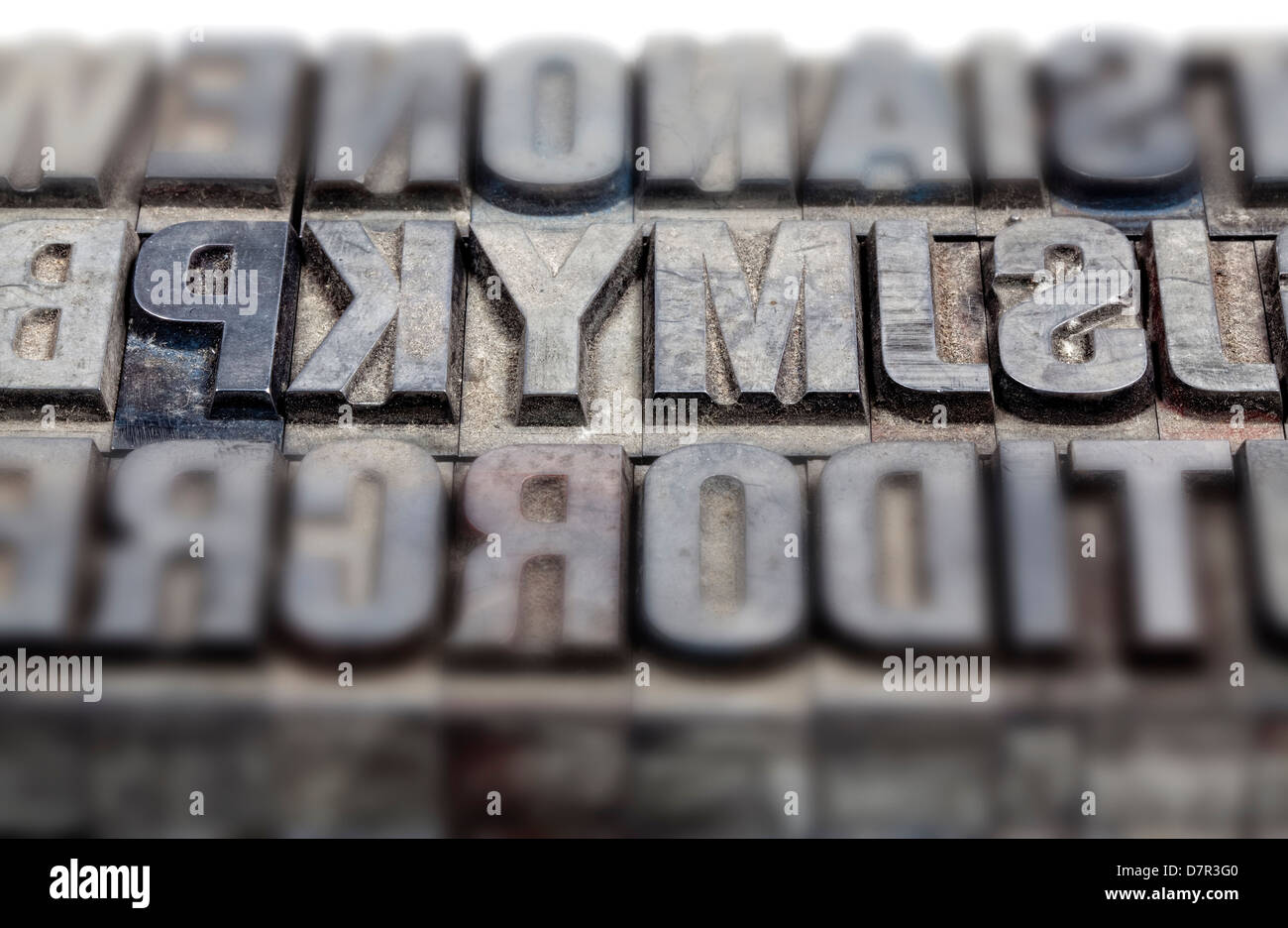 Type case lead letters letterpress hi-res stock photography and images ...