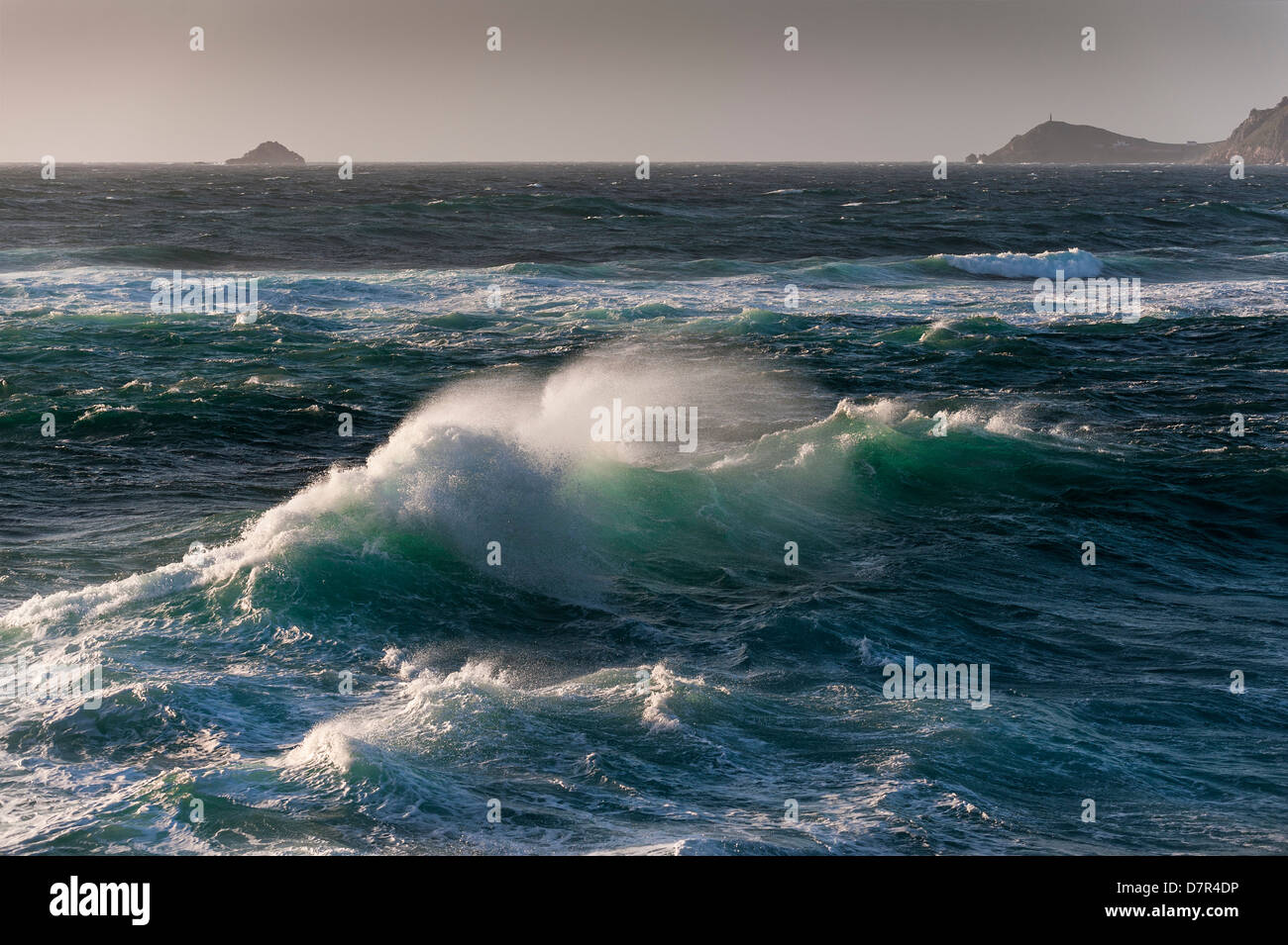 Rough seas off hi-res stock photography and images - Alamy