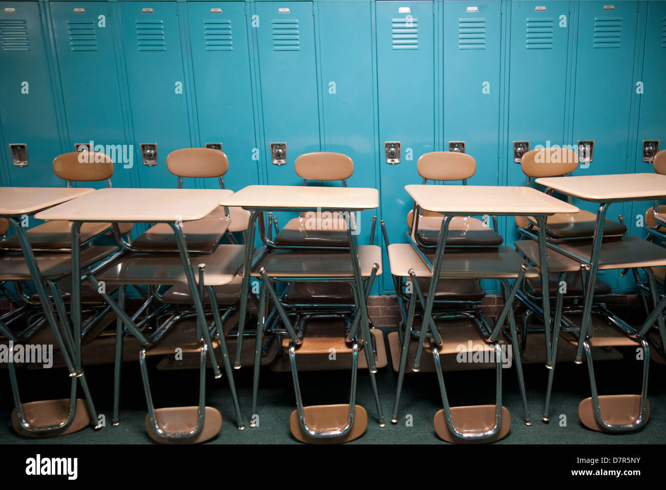 High school classroom usa hi-res stock photography and images - Alamy