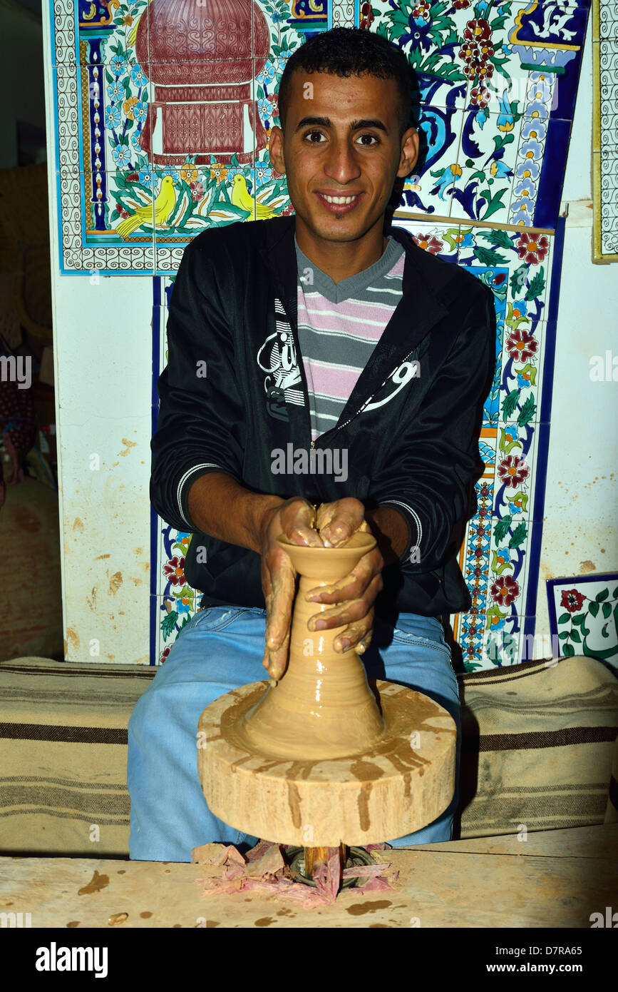 Al Guellala, Djerba, famous for its pottery Stock Photo - Alamy