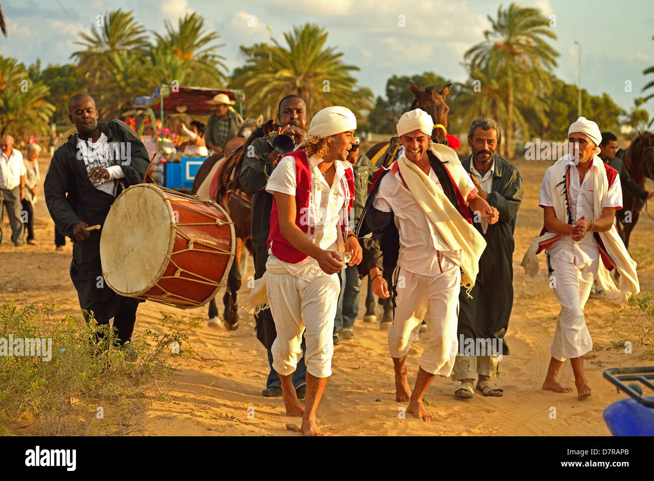 Djerba traditional wedding hi-res stock photography and images - Alamy