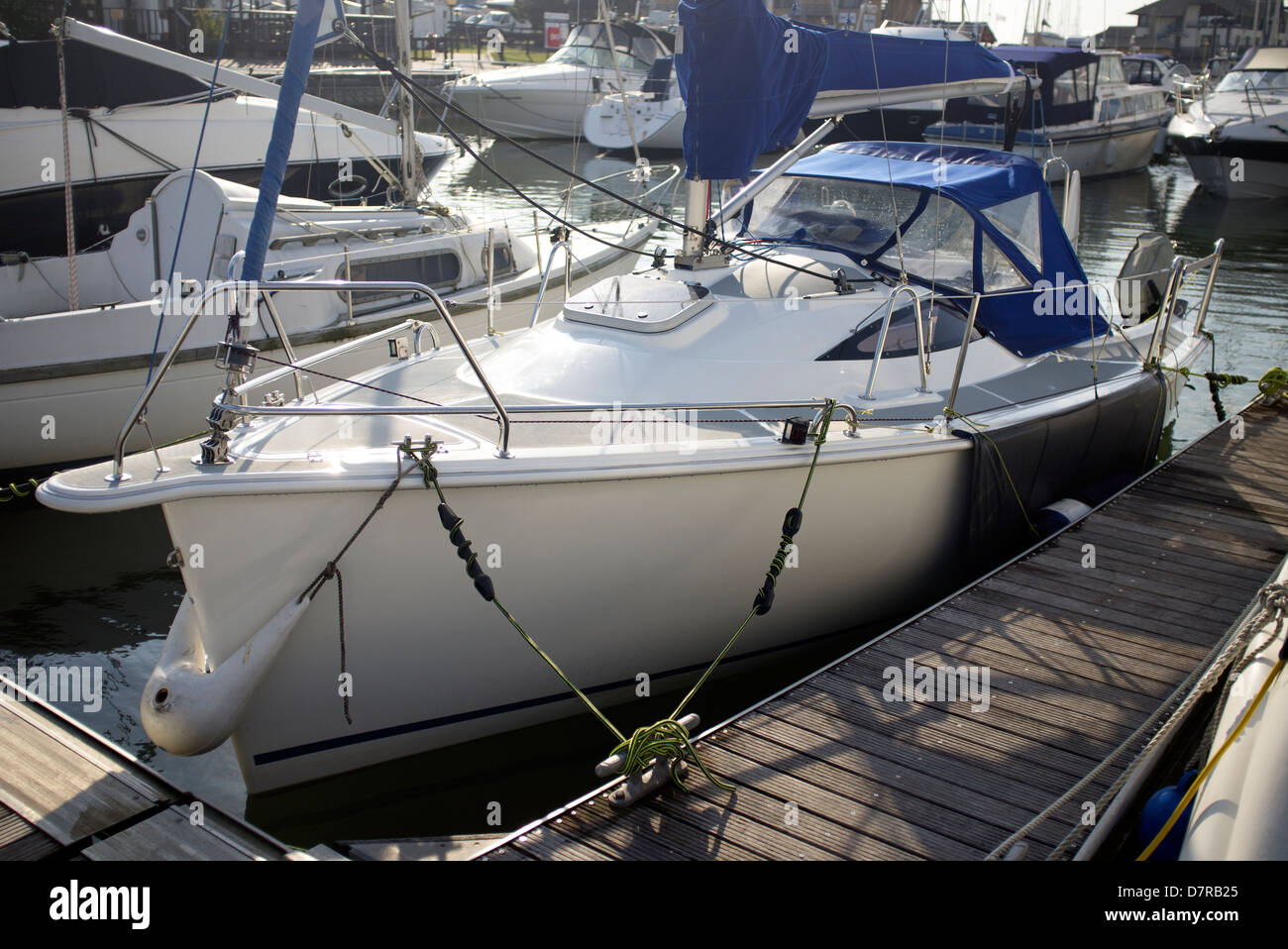Yacht sailing boat vessel hi-res stock photography and images - Alamy