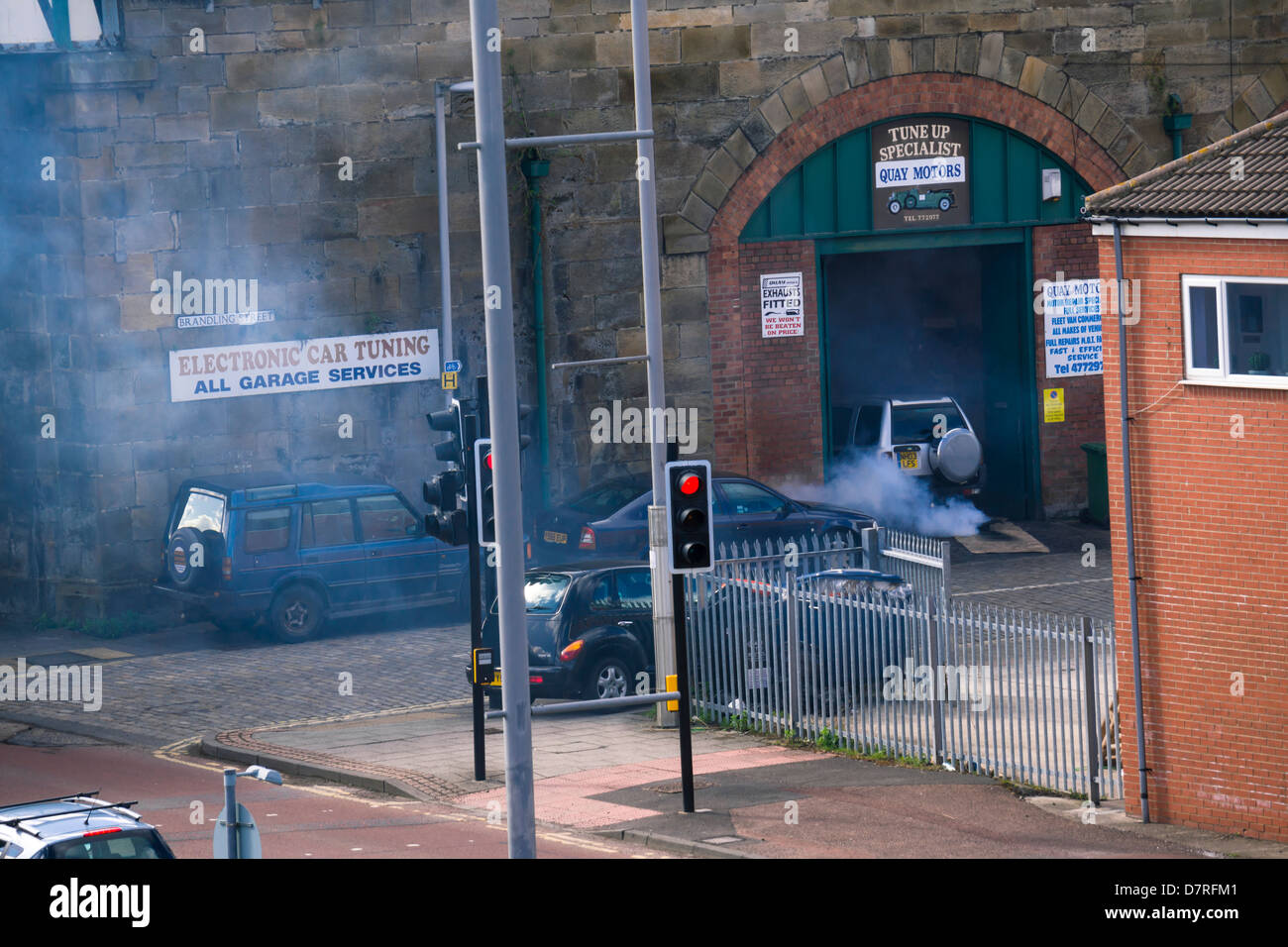 Broken down car smoke hi-res stock photography and images - Alamy